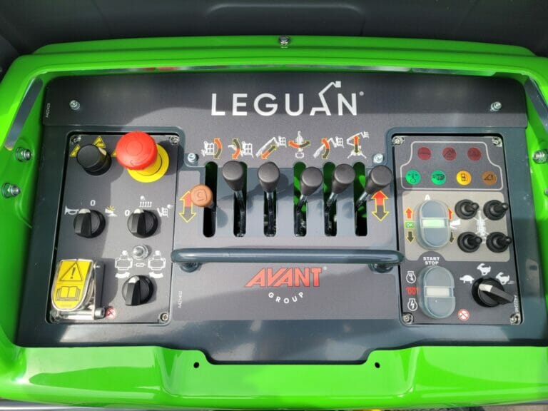 Leguan 190 Spider Lift — Monitor