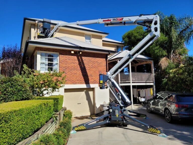 Leguan 190 Spider Lift — Monitor