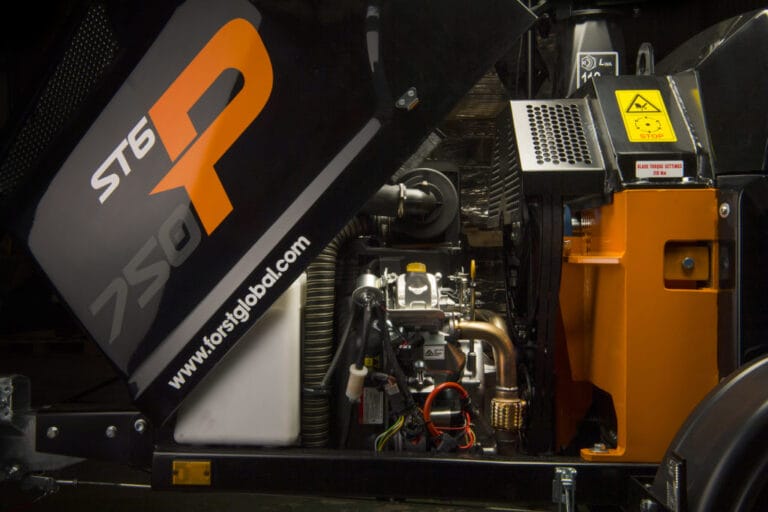 Först ST6 Petrol Wood Chipper — Monitor
