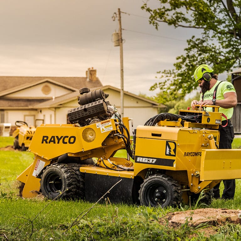 Rayco RG37 Petrol Stump Grinder — Monitor