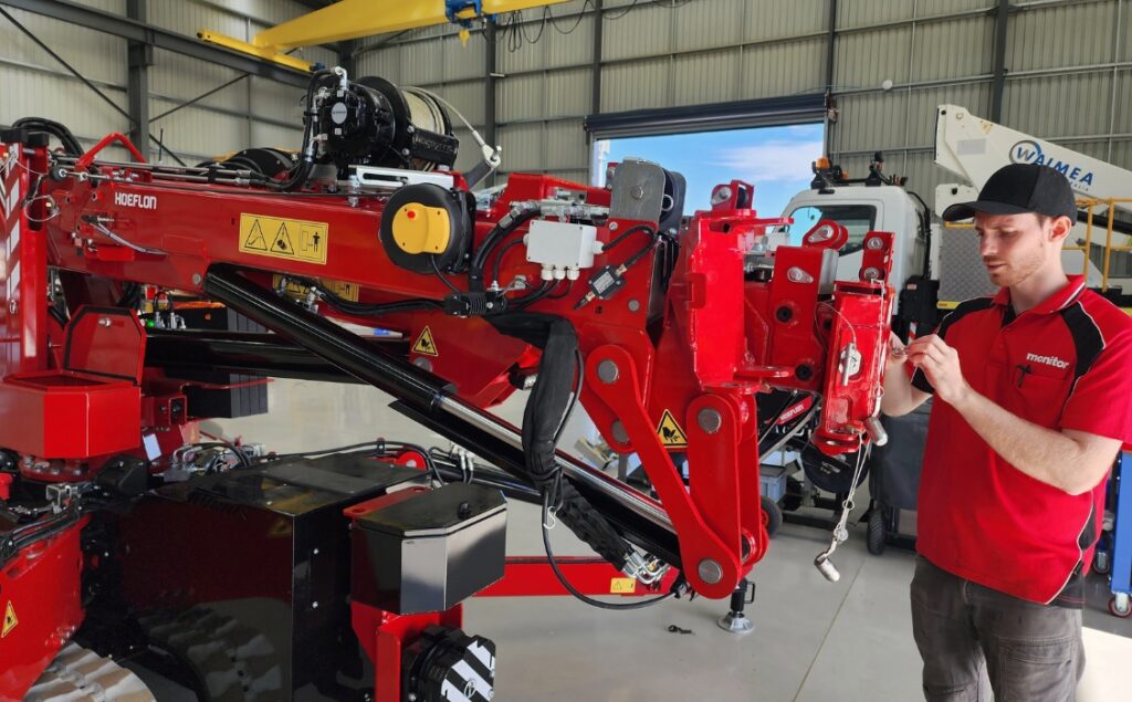 The Ultimate Guide to Buying a Mini Crane and Attachments — Monitor