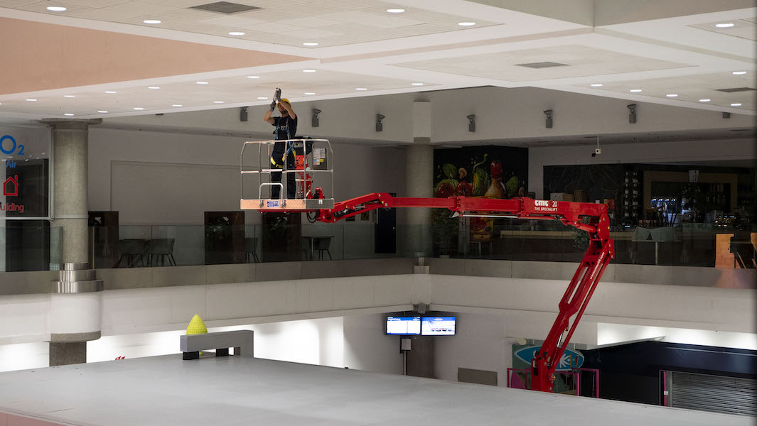 CMC S20 Spider Lift — Monitor